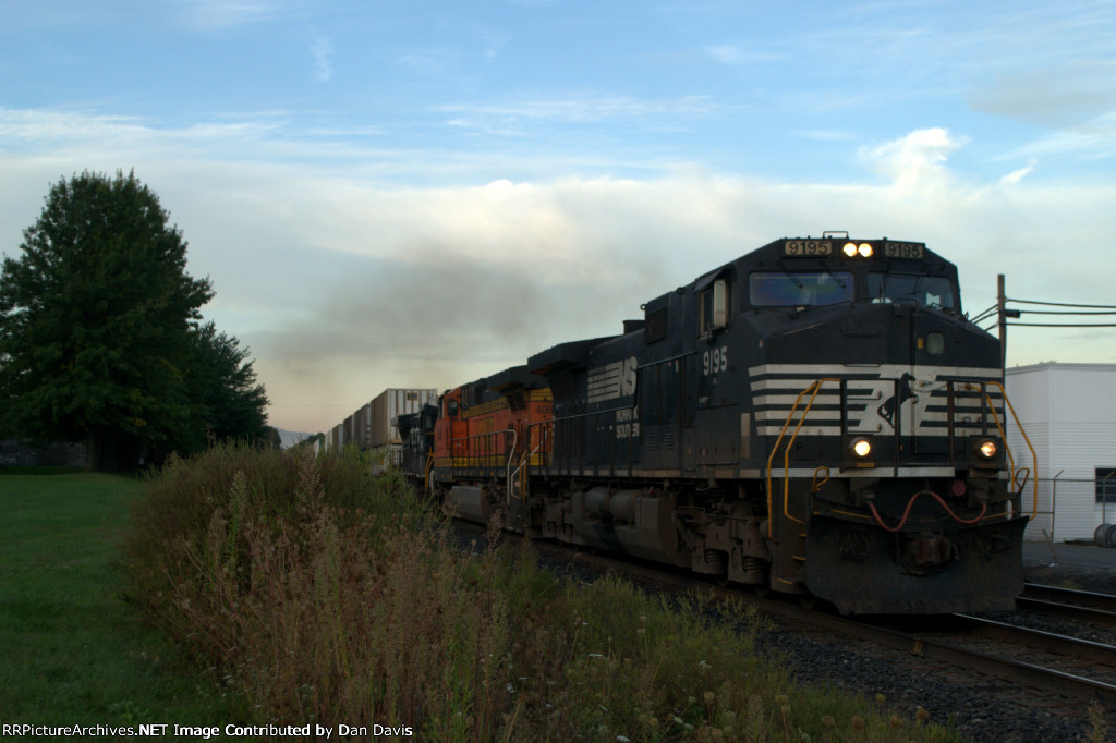 NS D9-44CW 9195 leads 22V